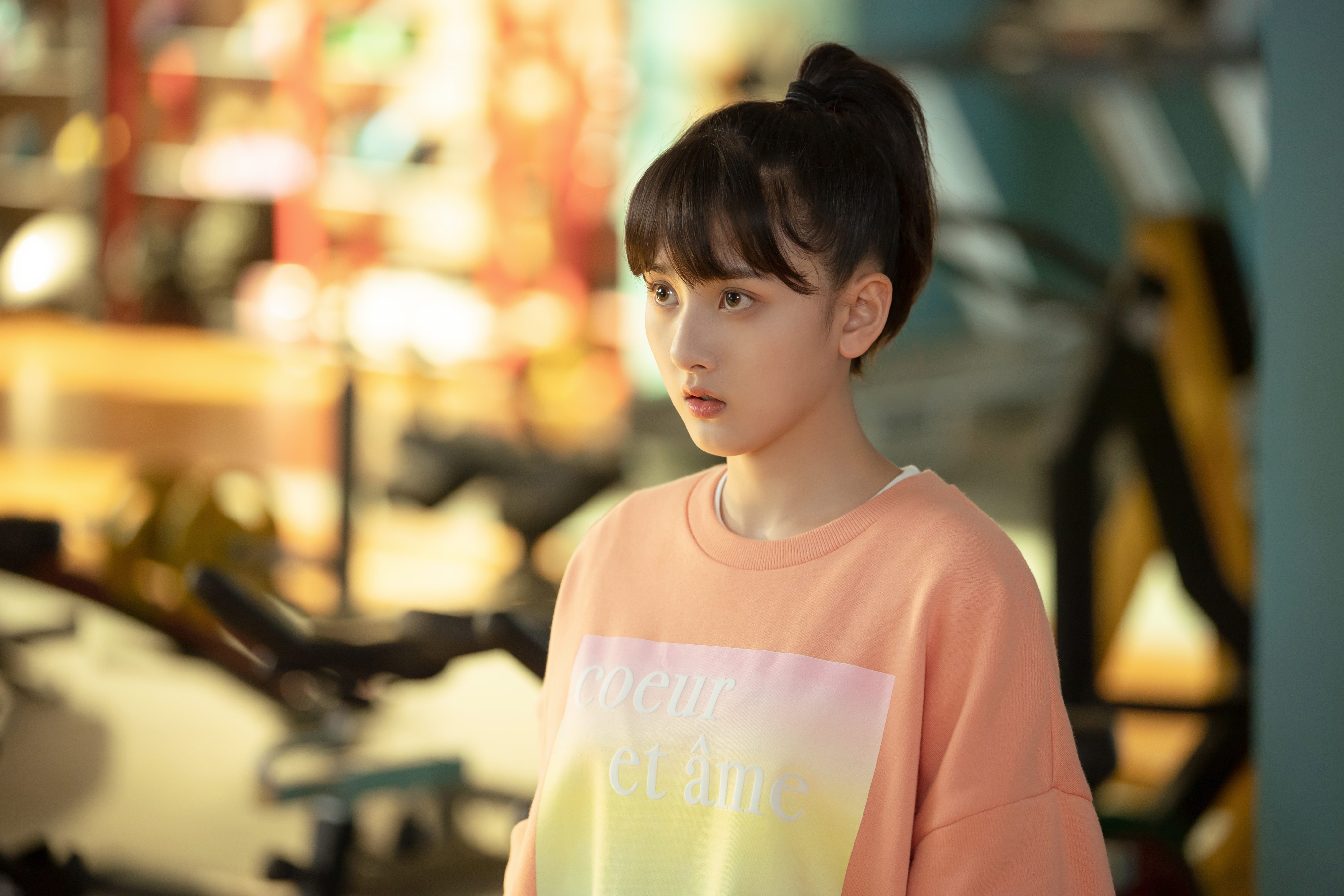 Song Zuer made his debut as a short-track speed skater, ridiculing Shen Zhengyi's skating wildly ...