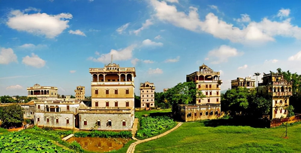 Kaiping Diaolou: a vernacular architecture combining Chinese and ...