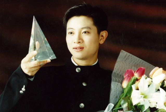 The first model, Qu Ying, was infatuated for 20 years after missing her ...