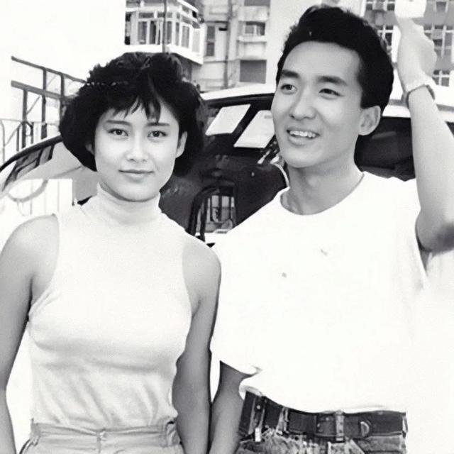 The Absurd Love History of "Goddess of Video Hall" Ye Yuqing - iMedia