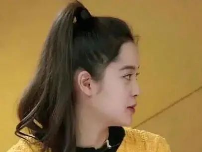 Can a flat face with a flat nose and small features become a beauty ...