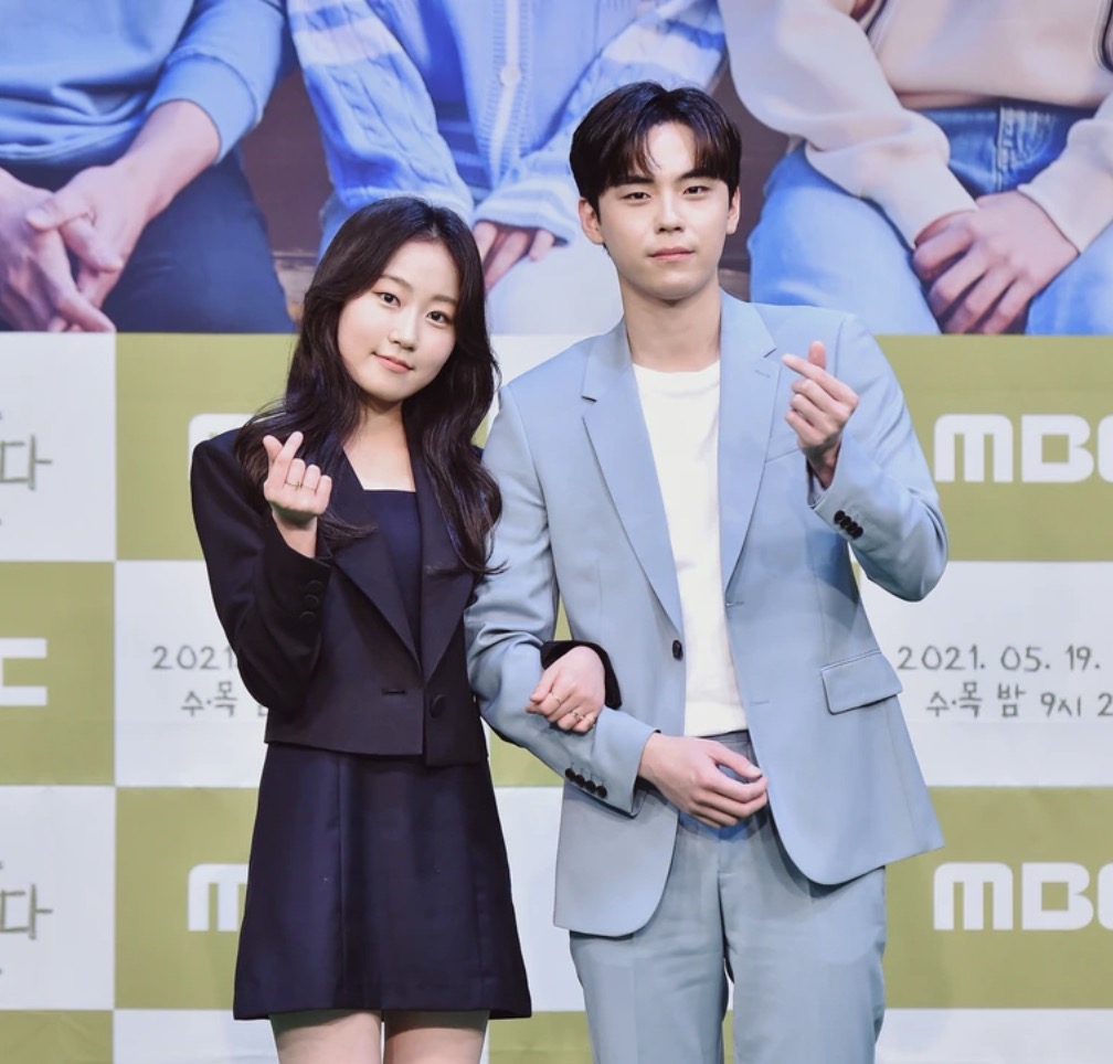 South Korean child star Kim Hwan-hee is 18 years old and starred in a ...