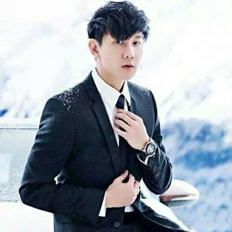 Li Ronghao took a selfie and claimed that the screensaver came and was ...