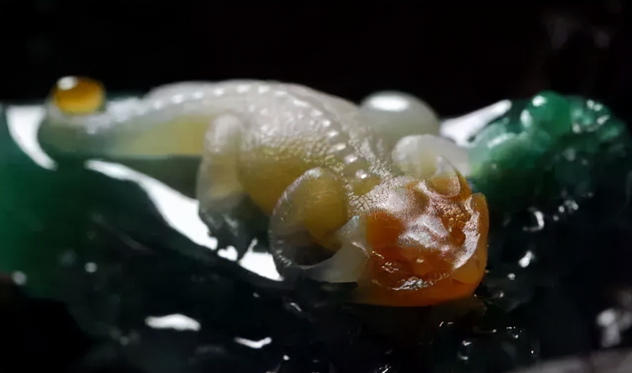 Why is the three-color jadeite worth 10 million so expensive? - iNEWS