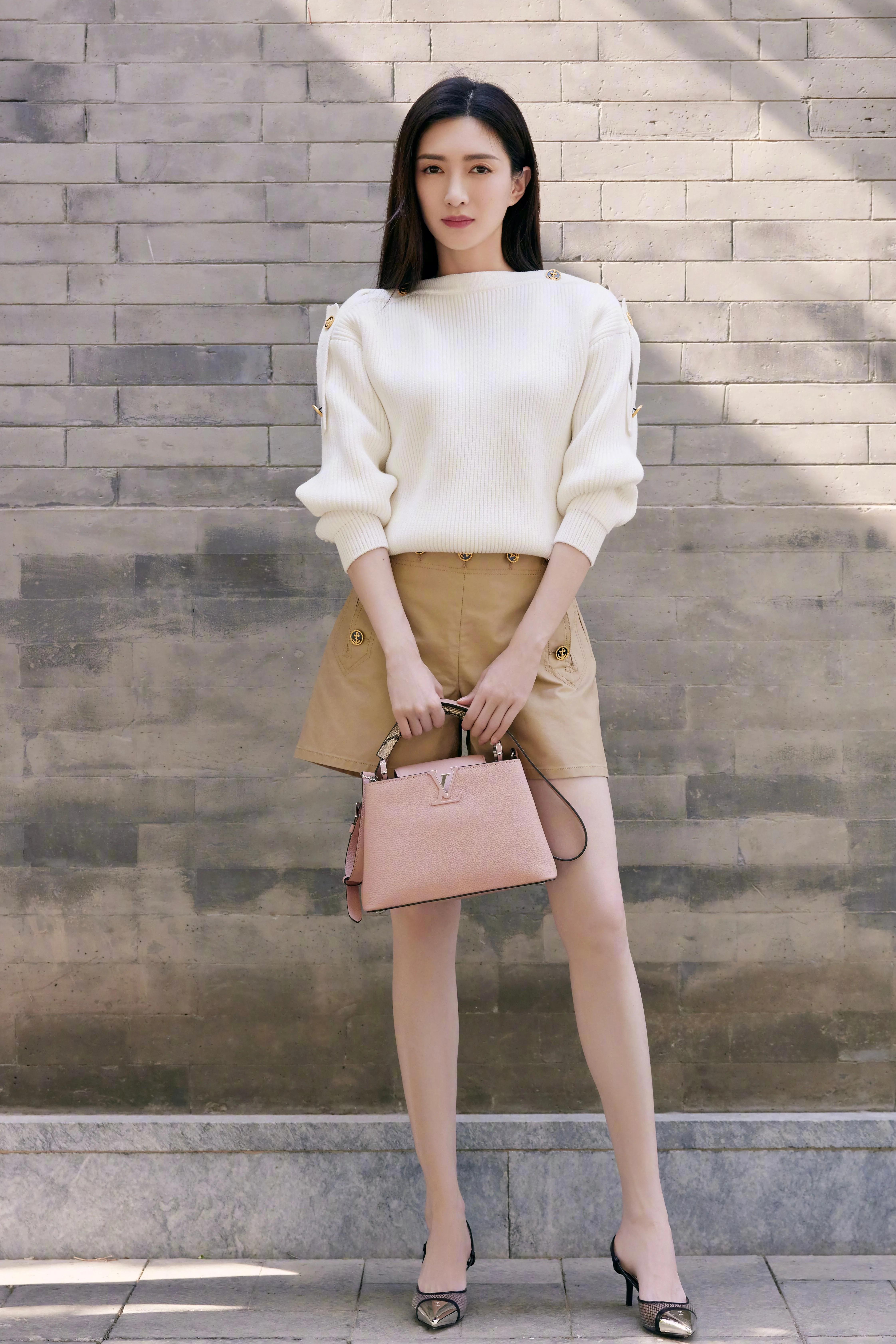 Star beauties: Faye Wong, Xiao Qiang, Jiang Shuying, E Jingwen - iNEWS