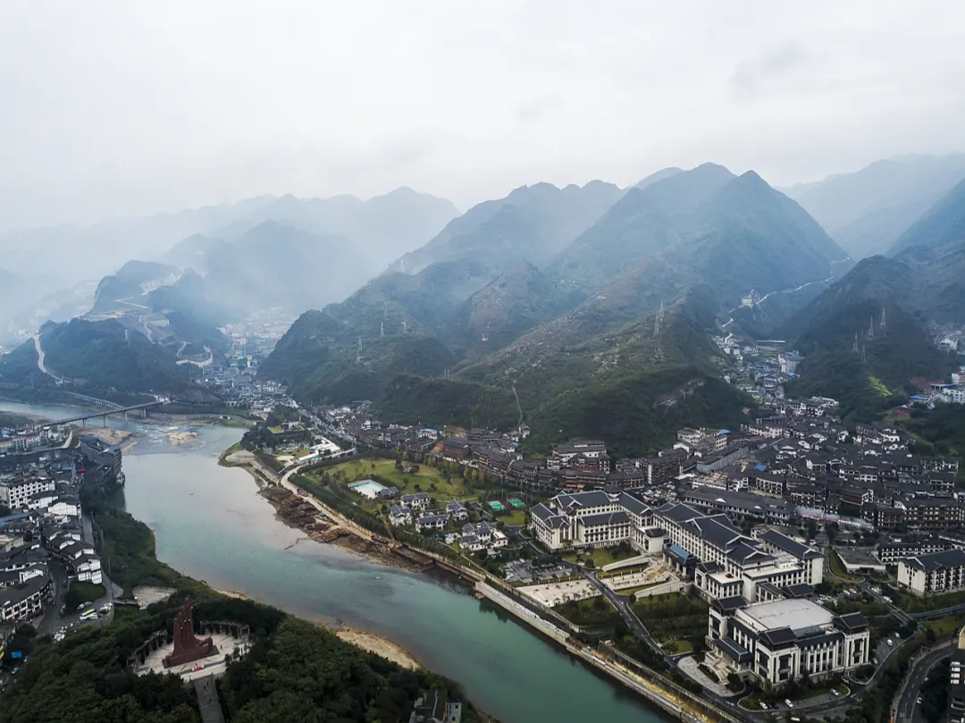 China's famous 30°N latitude wine belt started in the Qinghai-Tibet ...