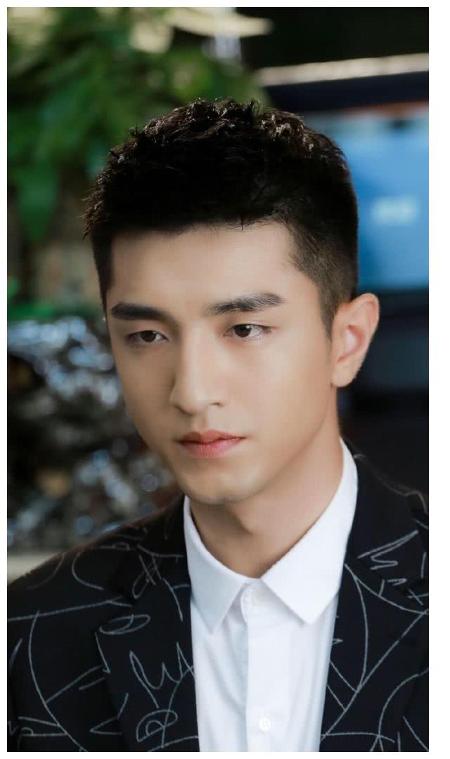 Small news: Li Weijia, Zhou Yangqing, Luo Hao, Jin Han - iMedia