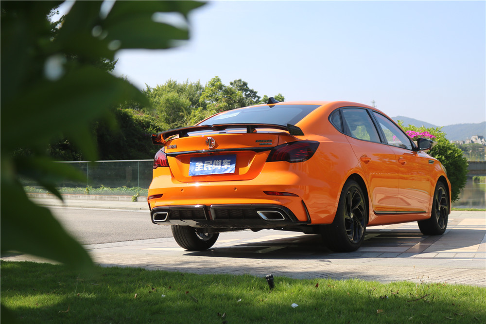 Experience the MG 6 Pro, not only has the appearance of a powerful ...