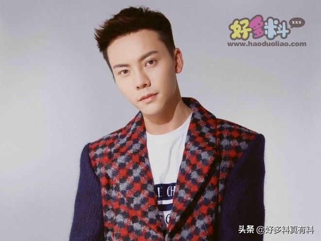 Why is Chen Weizhen so attaches his smile to warm all things - iNEWS