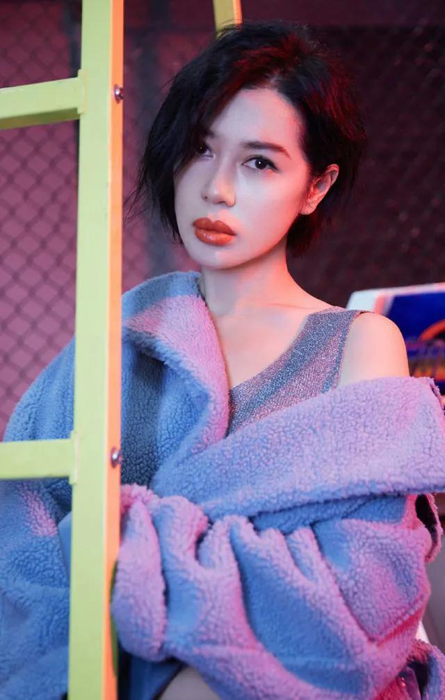 Yu Nan, the heroic appearance in "Wolf Warriors" is unforgettable - iNEWS