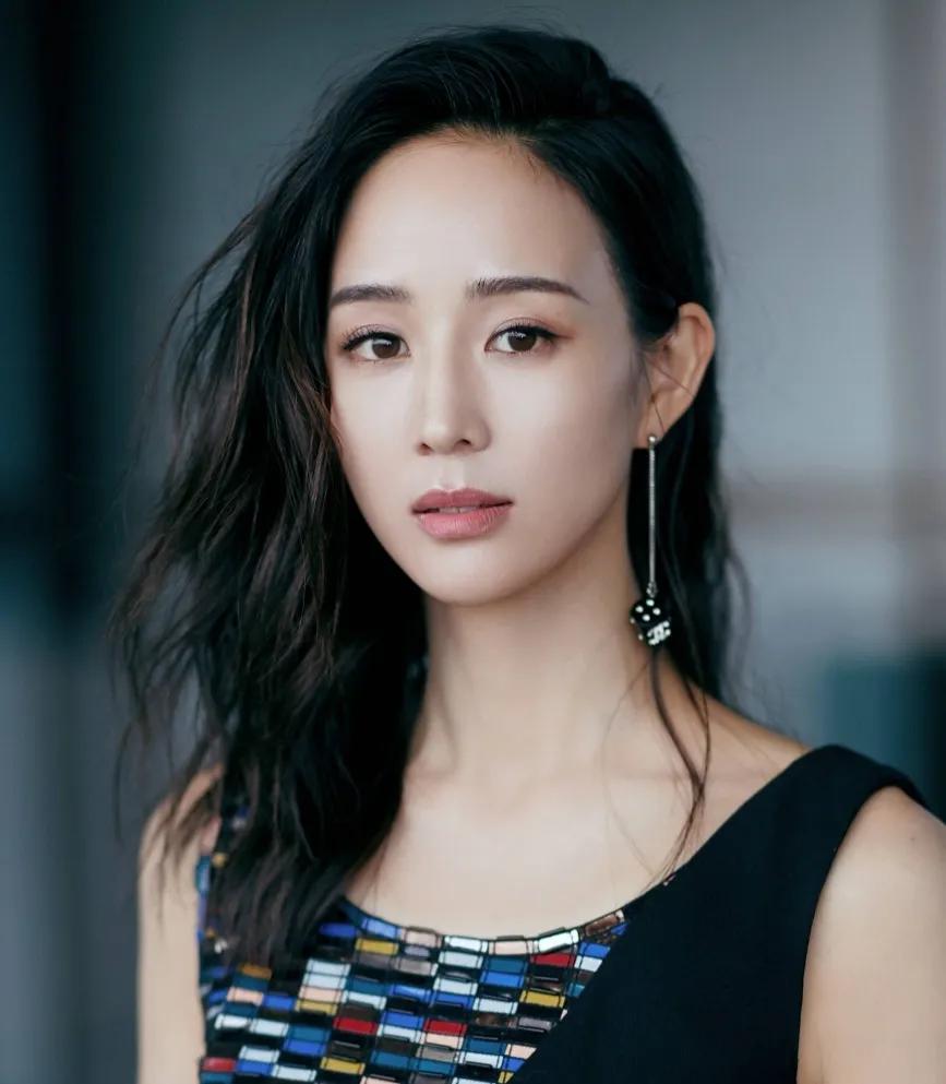 Zhao Youting's romantic love history: he prefers beautiful models, but ...