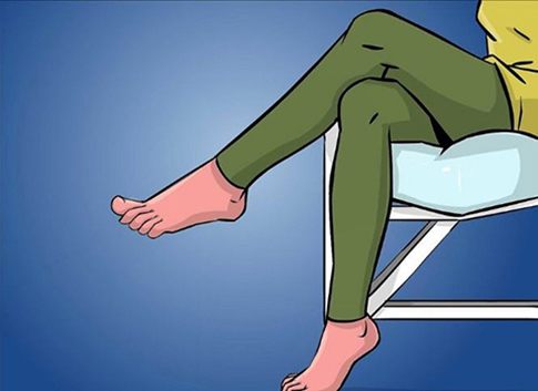 Why do people always like to shake their legs? There are so many benefits of shaking legs... - iNEWS
