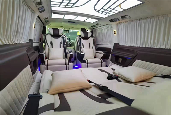 Mercedes-Benz Vito flat-top modified business car, do you like the ...