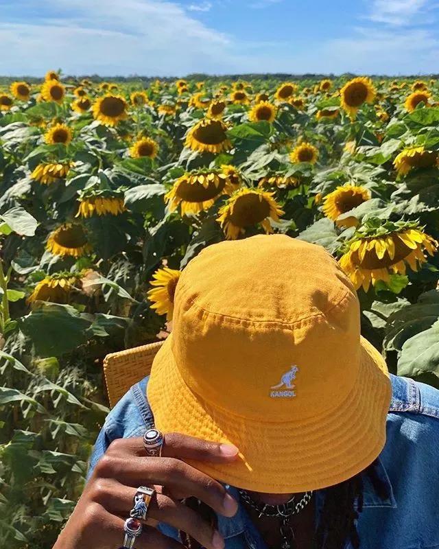 A "hat" between the hipster and the old man, learn about KANGOL's wear ...