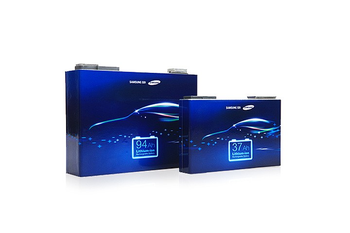 Compared with BYD's blade battery, Samsung released a square battery ...