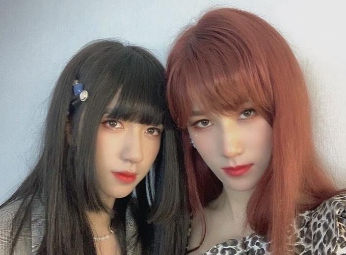 Yan Haoxiang took his sister to play games, and his face was ...