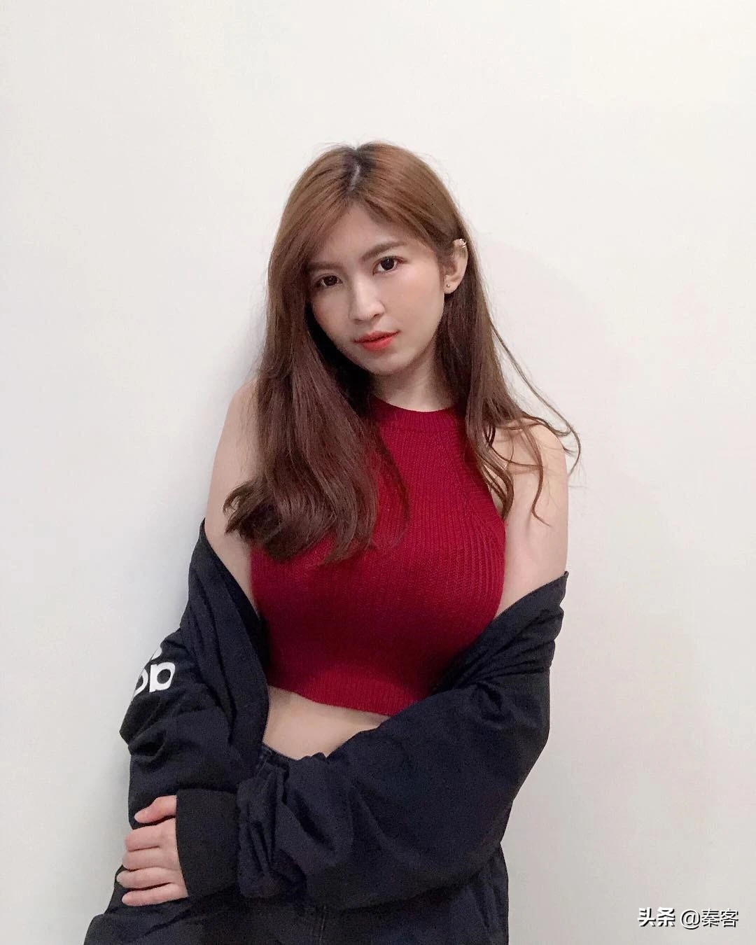 馬來西亞妹子「Aiwei Hero李藹蔚」外型亮眼，多才多藝 - 資訊咖