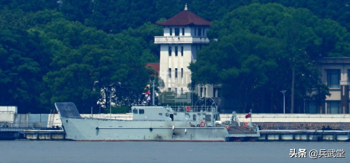 國產新型登陸艇亮相，接近美制LCU，兩棲攻擊艦又多了一個選擇 - 資訊咖