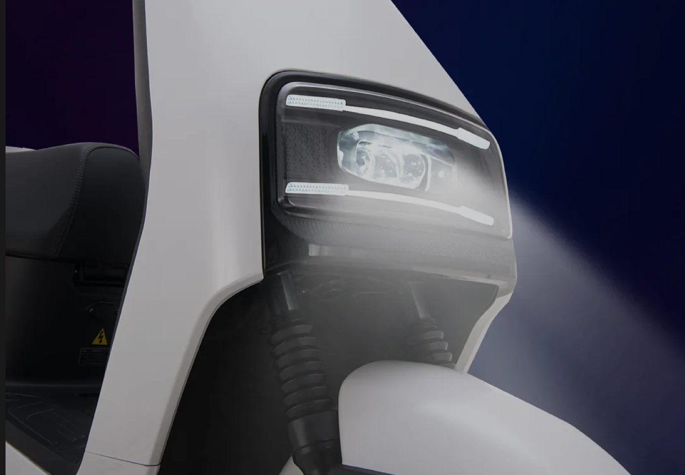 2 practical electric vehicles with large space, beautiful and easy to ...