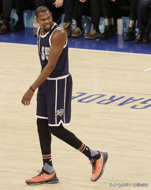 Durant finally recognized James!ESPN: Durant has lost confidence in his ...