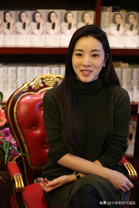 Li Sisi is tall and elegant, she is the mother of two children, she is ...