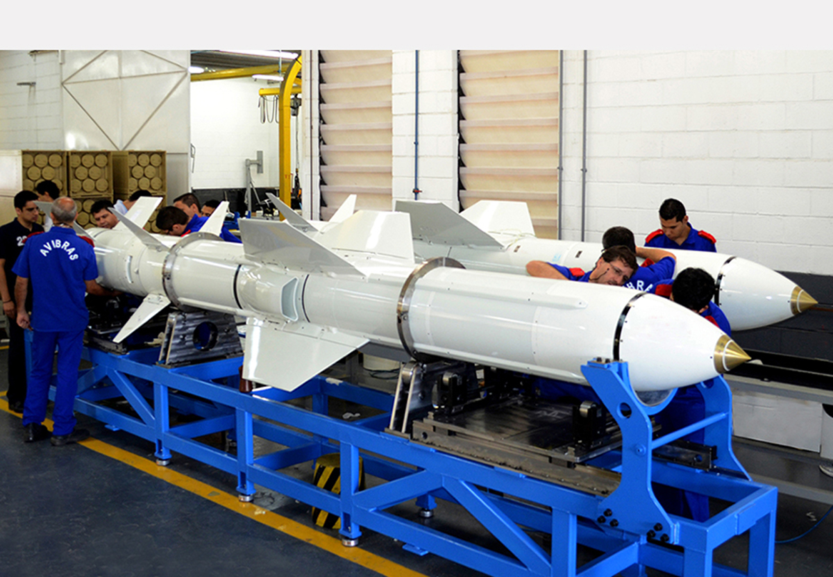 Brazilian "Matador" - MTC-300 cruise missile - iNEWS