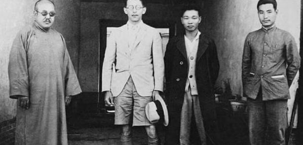 Ma Hongkui, the emperor of Ningxia, fled to the United States with 3 ...