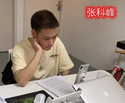 How is Zhang Kefeng, who experienced the "Female Sea King" Xiang Sixing ...