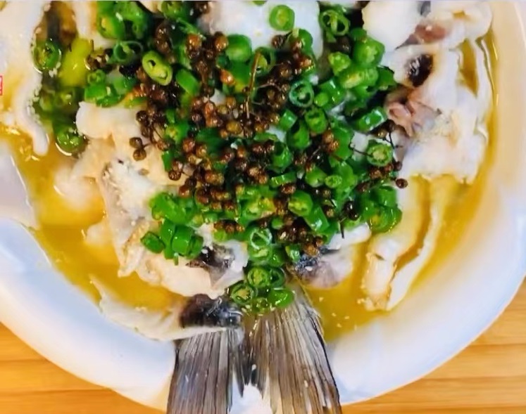 The vine pepper fish is beautiful and delicious. I guarantee you will ...