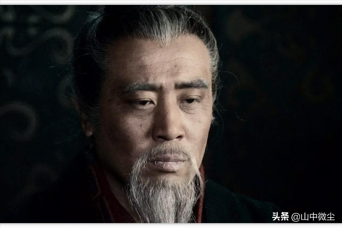 Why do you say that Liu Bei can't really help?Sima Hui has long seen ...