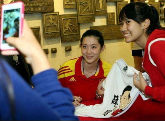 Volleyball goddess Xue Ming: 1.93 meters short of her own 13 cm CCTV ...