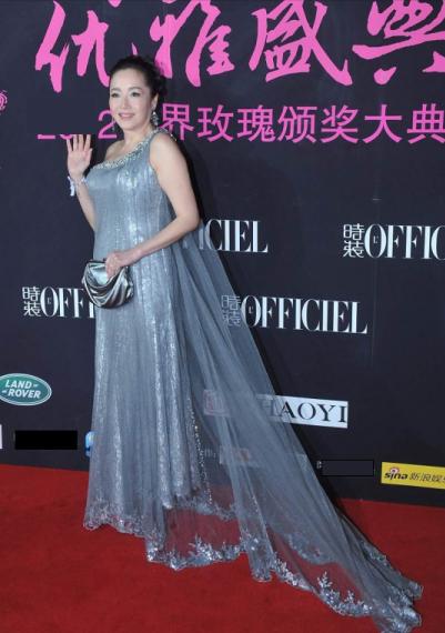 Tian Niu succeeded in dressing up tenderly, her grandmother has a ...