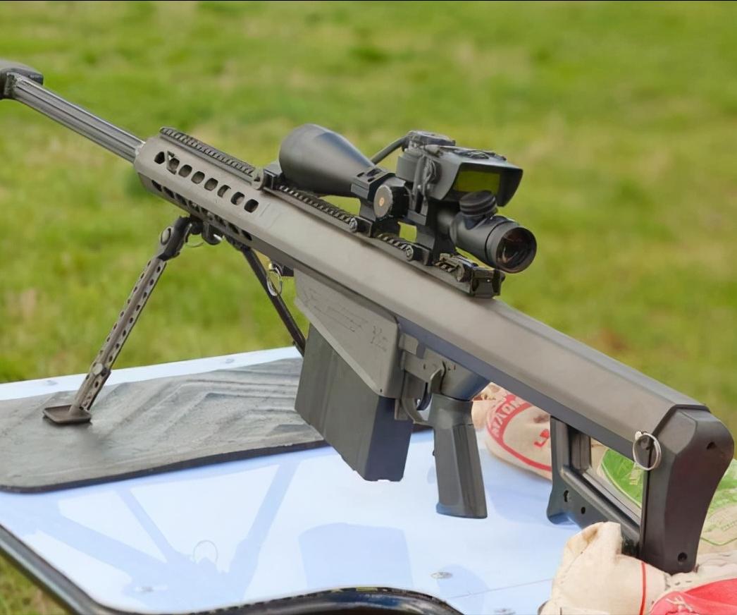 The true king of sniper rifles "Barrett Heavy Sniper", with a range of ...