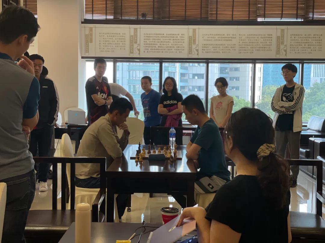 National team Hangzhou base staged a super match: Ding Liren narrowly beat Wei Yi - iMedia