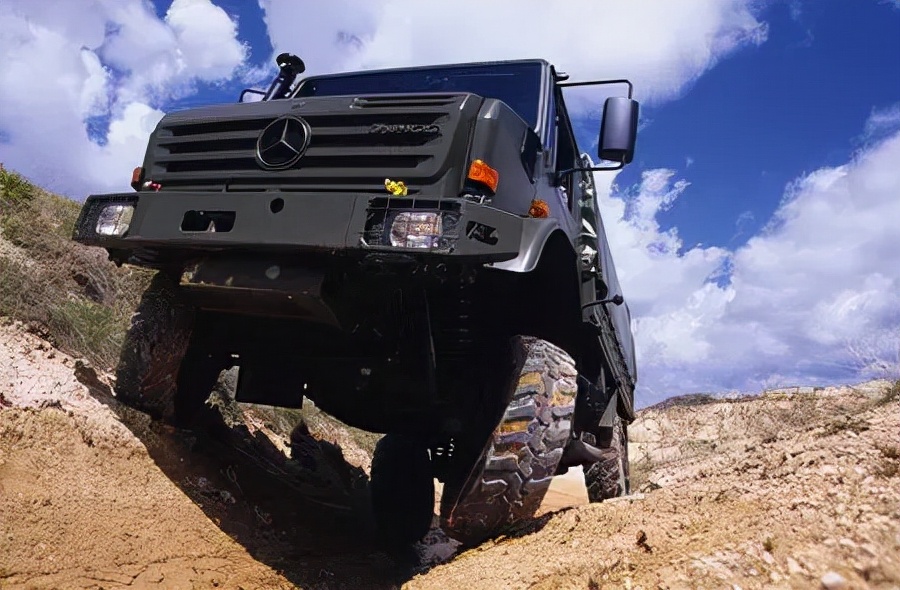 The 9 most powerful military off-road vehicles in the world, this is ...