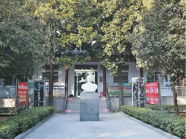 The flower of the hero blooms on Mangdang Mountain: the glorious life ...