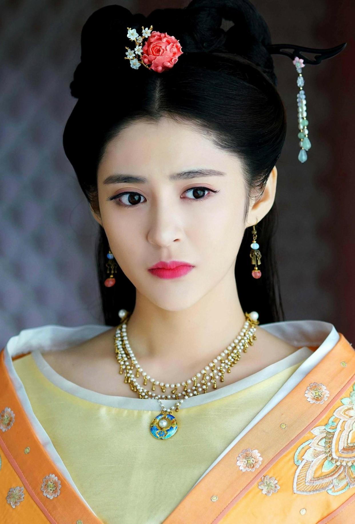 Stop pursuing Korean "one-word eyebrows", Chinese "classical eyebrows ...