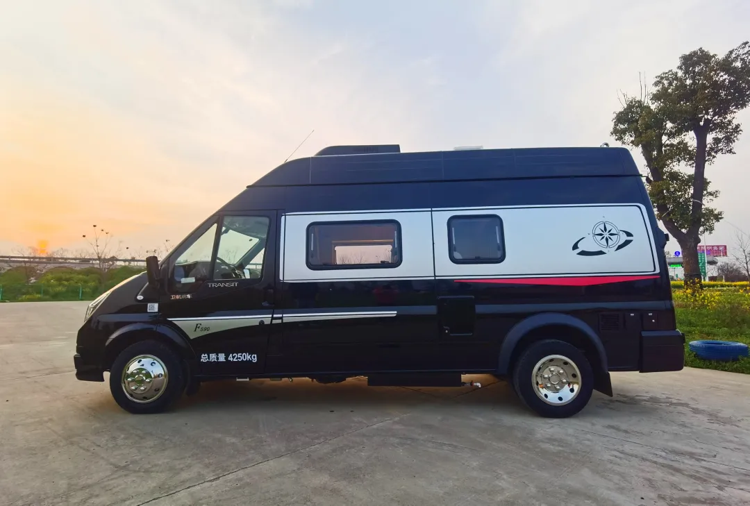 Weihang's new-generation Transit Pro F590 business car or business ...