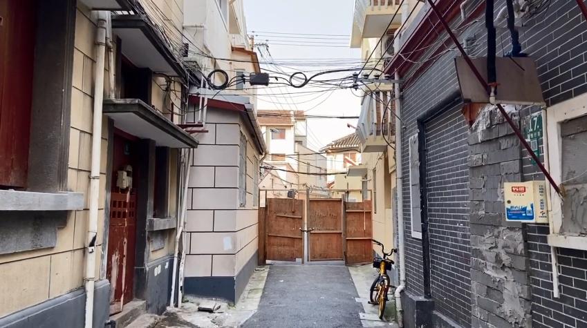 The disappearing Shanghai alley, the earliest "red light district ...