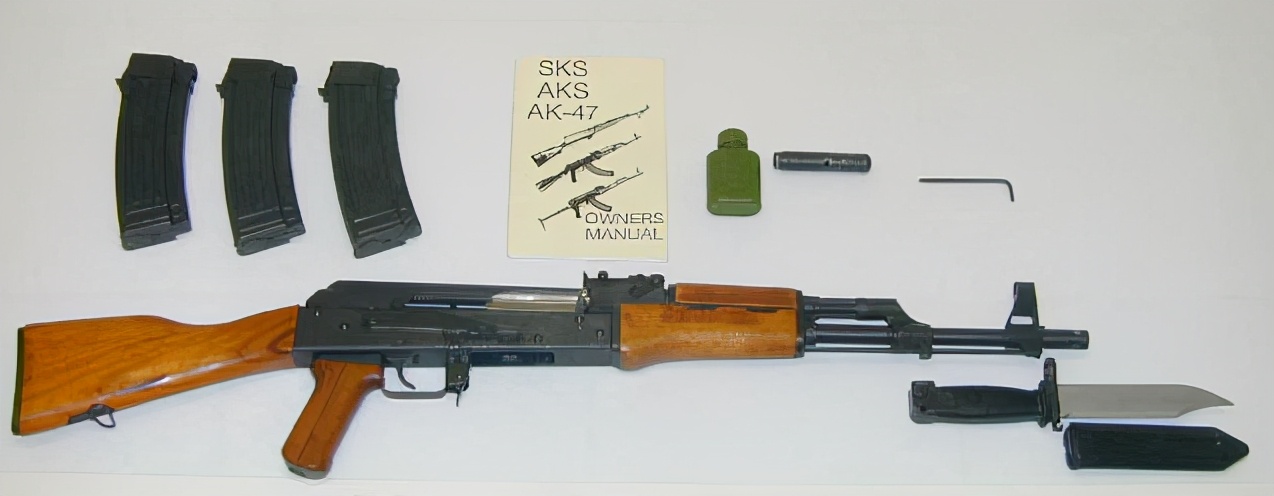 Fired 5.56 AK, Type 84 assault rifle of China North Industries - iNEWS