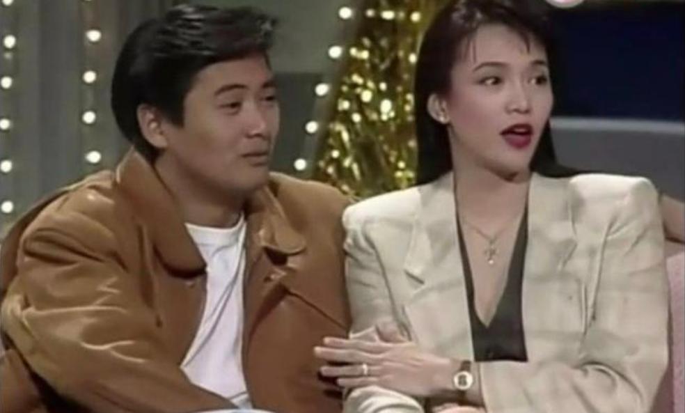 Zheng Yuling: Entered the circle at the age of 19, after taking the ...