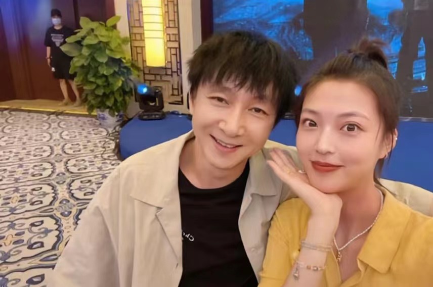 "Sweeping the Dark Storm" celebration banquet exposes the actors' real ...