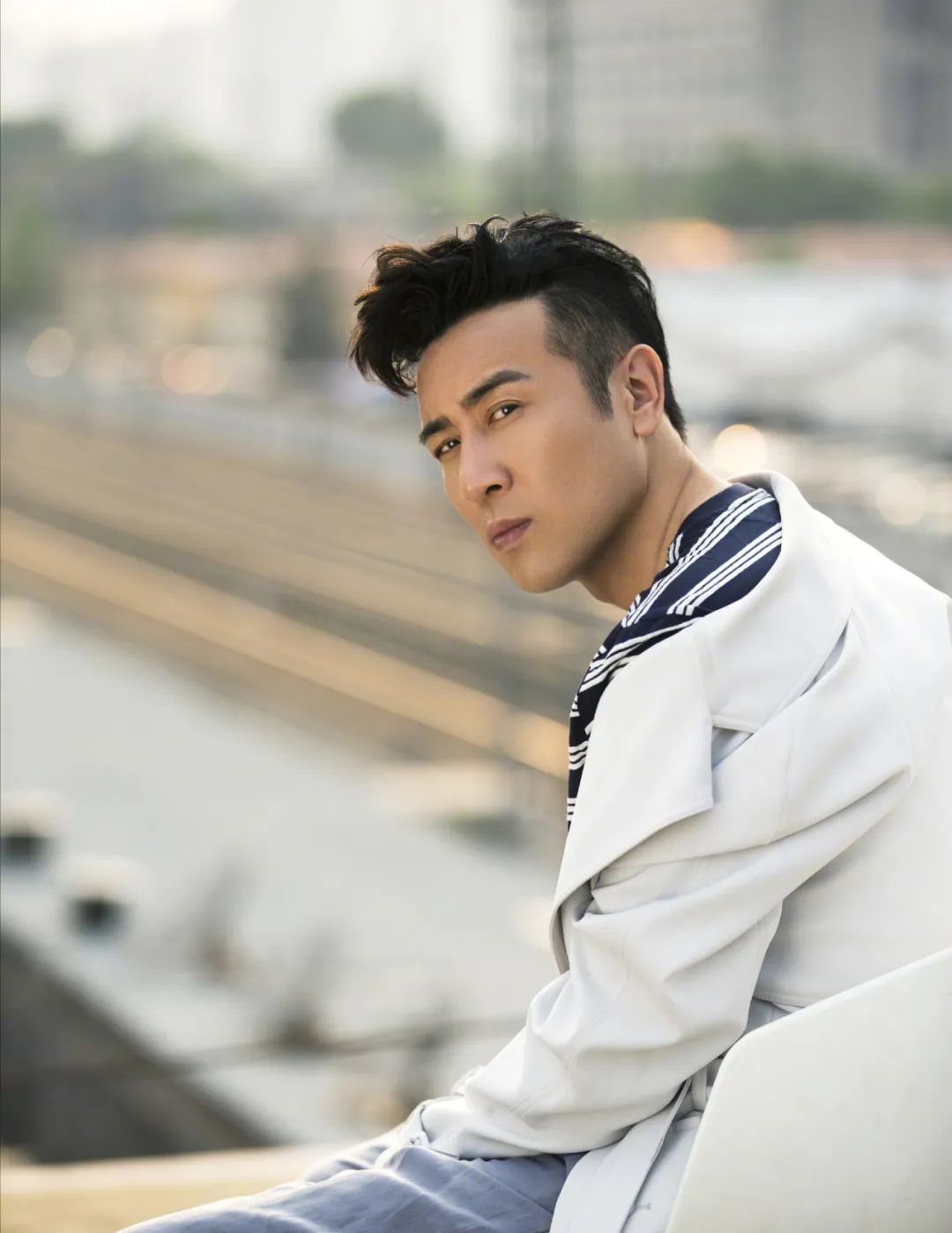 Famous actor Yu Hewei and his wife Song Linjing see their sweet ...