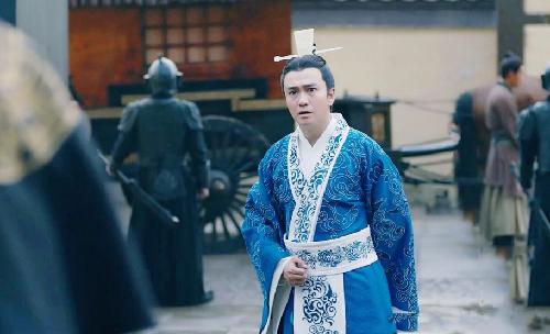 Cao Cao killed Yang Xiu and asked his father Yang Biao why he lost weight. - iNEWS