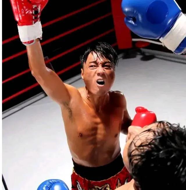 57-year-old Li Yaoxiang, muscular all in the ring, starred in the new ...