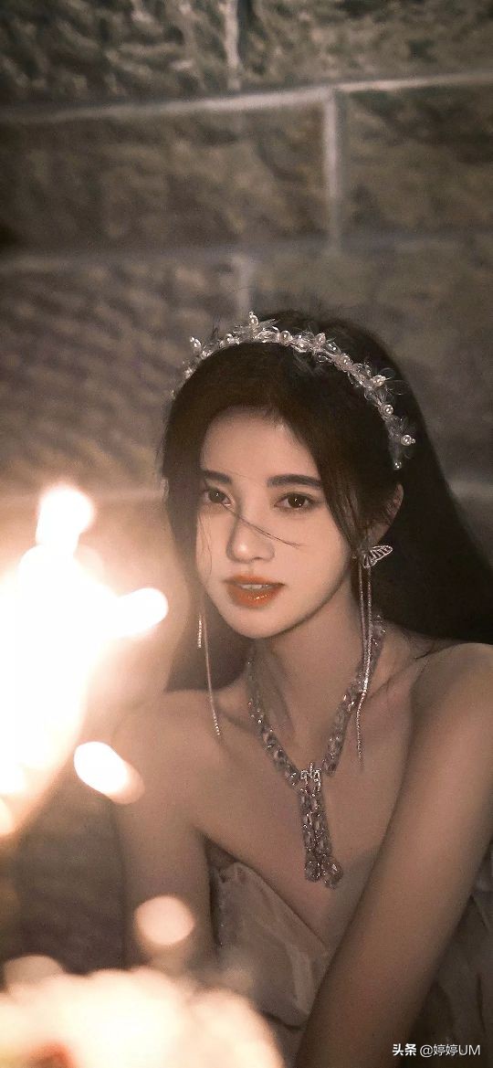 Ju Jingyi, a sexy and charming fairy, yyds - iMedia