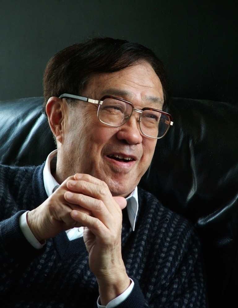 Known as the first Chinese contemporary director, do you remember him ...