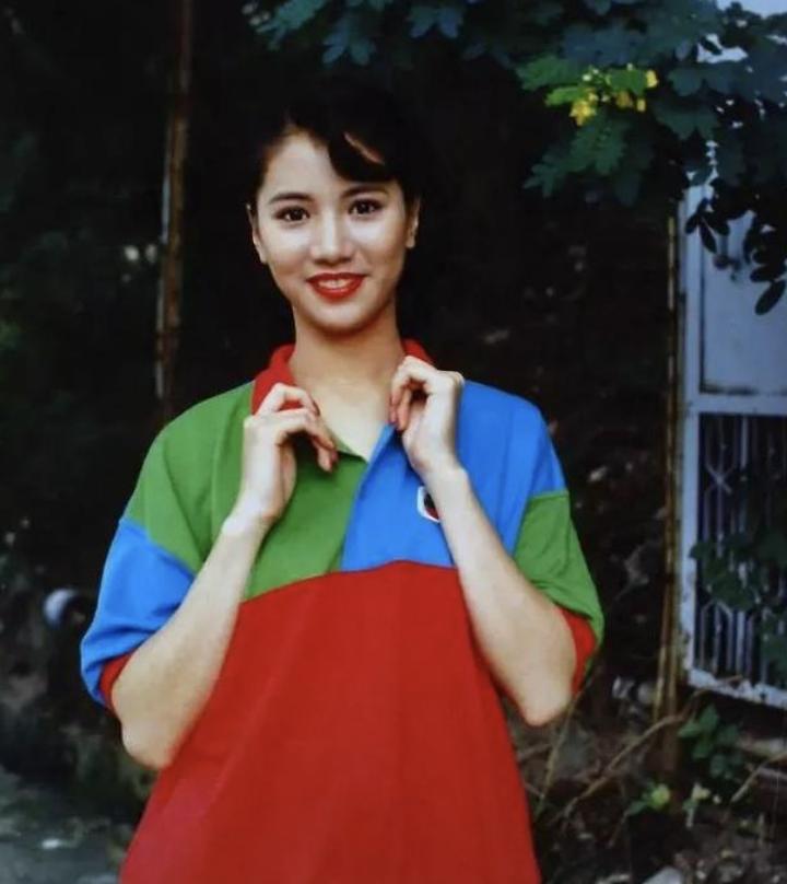 The colorful world of "Hong Kong fierce girl" Anita Yuen - iNEWS