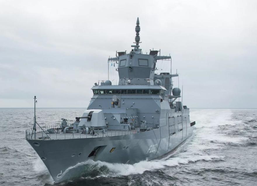 A new generation of frigate firepower super destroyer, with a ...