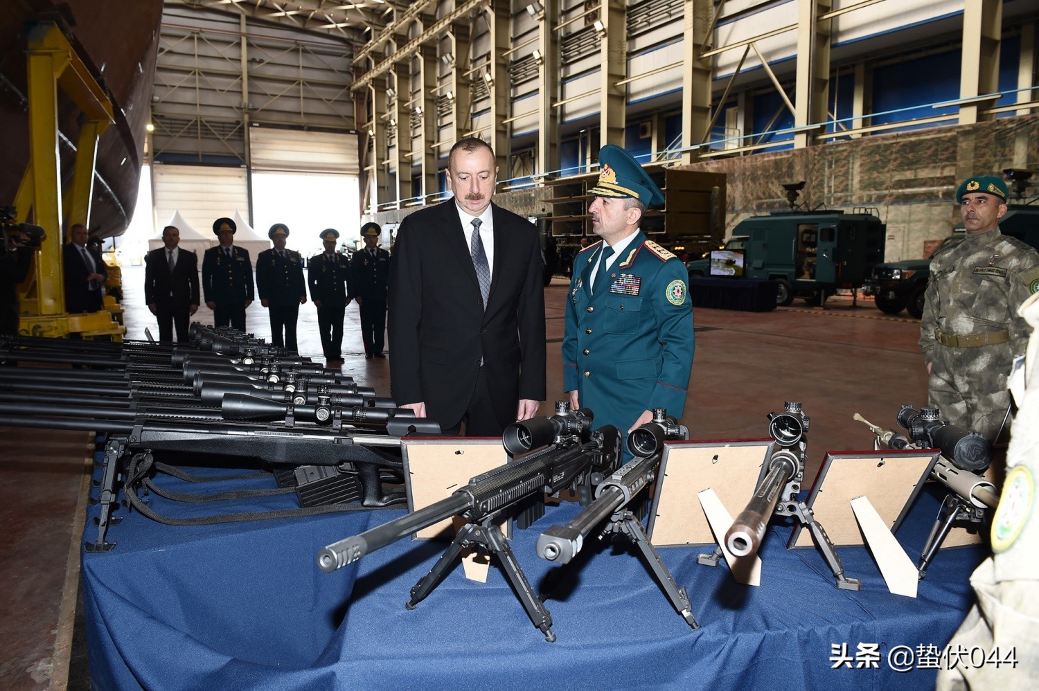 Azerbaijan aztex assault rifle - iMedia